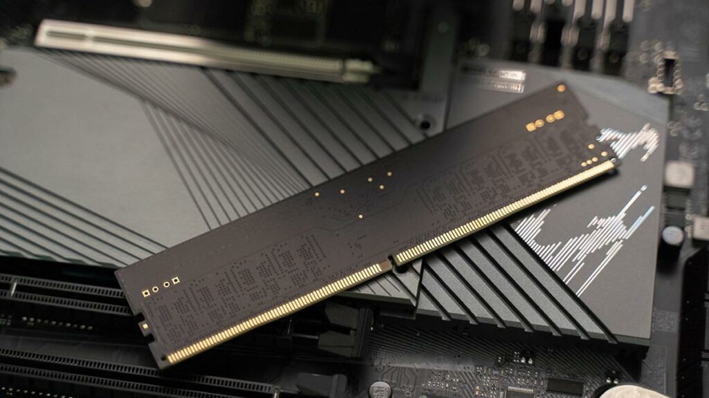 Kingmax Ram review chi tiết về thiết kế, linh kiện, giá bán